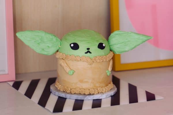 How To Make A Baby Yoda Cake - Coco Cake Land
